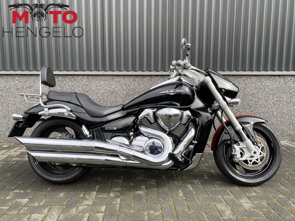 Suzuki Intruder M1800r Black Edition