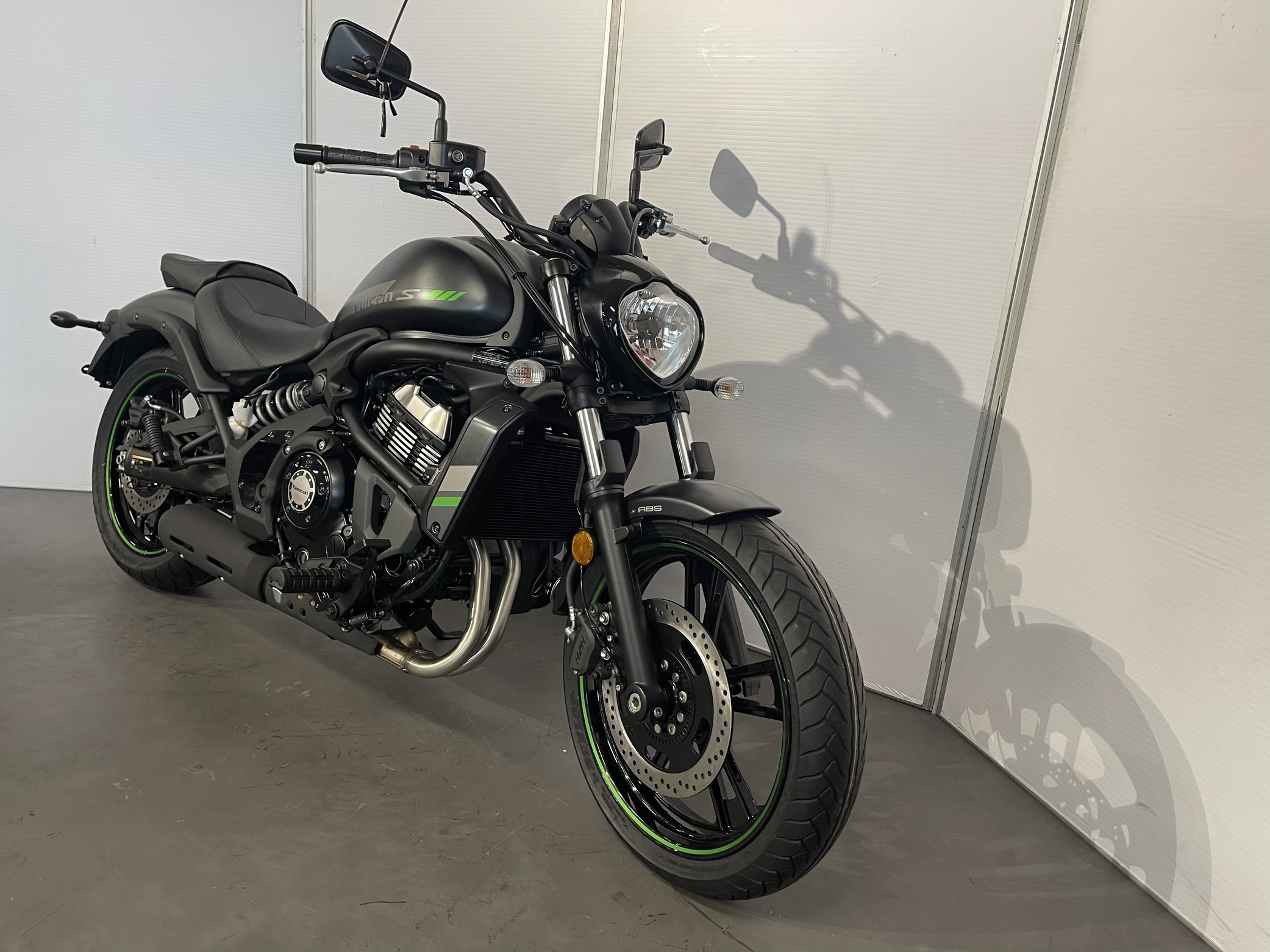 Te Koop: KAWASAKI VULCAN 650 ABS - BikeNet
