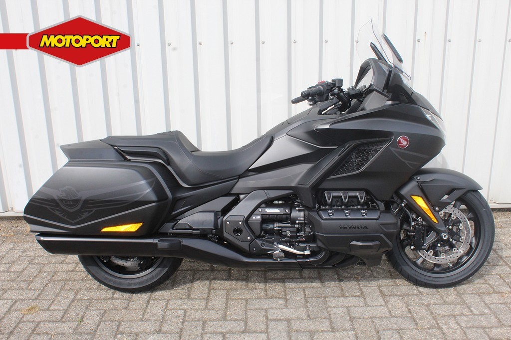 Te Koop: HONDA GL 1800 Bagger DCT - BikeNet